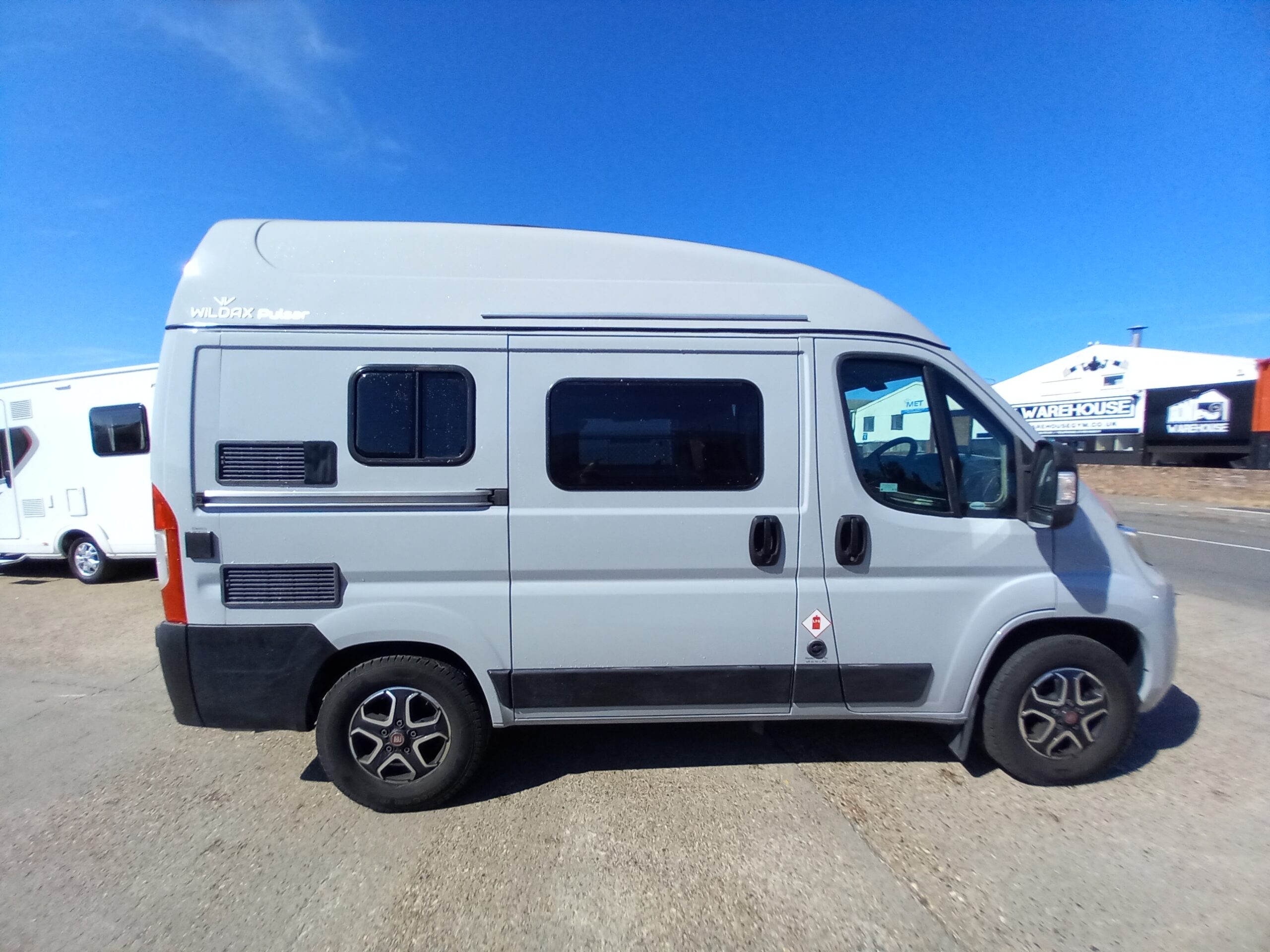 Wildax Pulsar, Fiat 2.2 140Bhp 9 Speed Automatic - Simpsons Motorhomes ...
